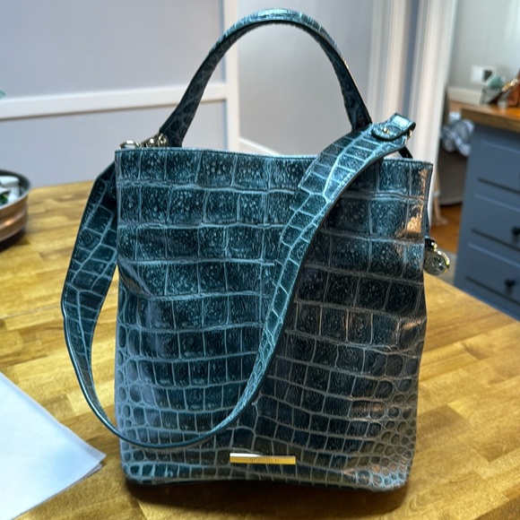 Brahmin | Bags | Brahmin Bucket Style Purse | Poshmark